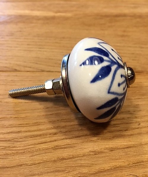 Ceramic cupboard knob - Wells Reclamation
