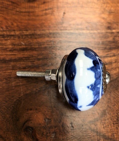 Ceramic cupboard knob - Wells Reclamation