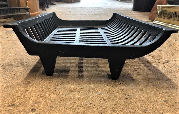 Cast iron fire basket - Wells Reclamation