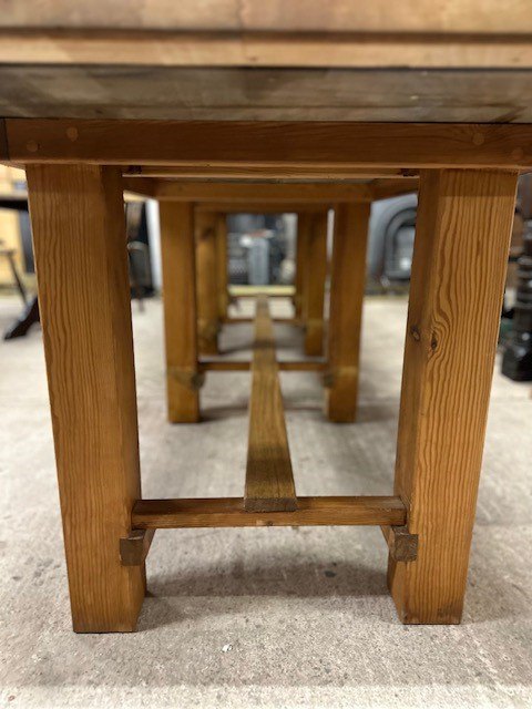 Large dining tables - Wells Reclamation