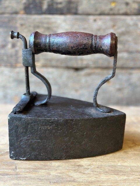 Victorian Box Iron - Wells Reclamation