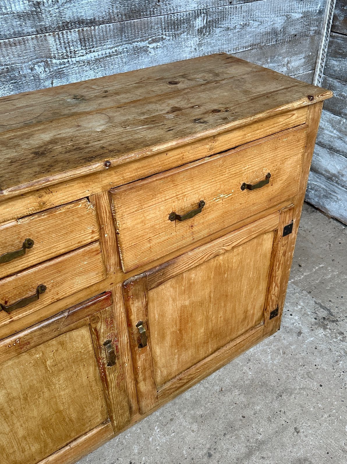 farmhouse pine furniture - Wells Reclamation
