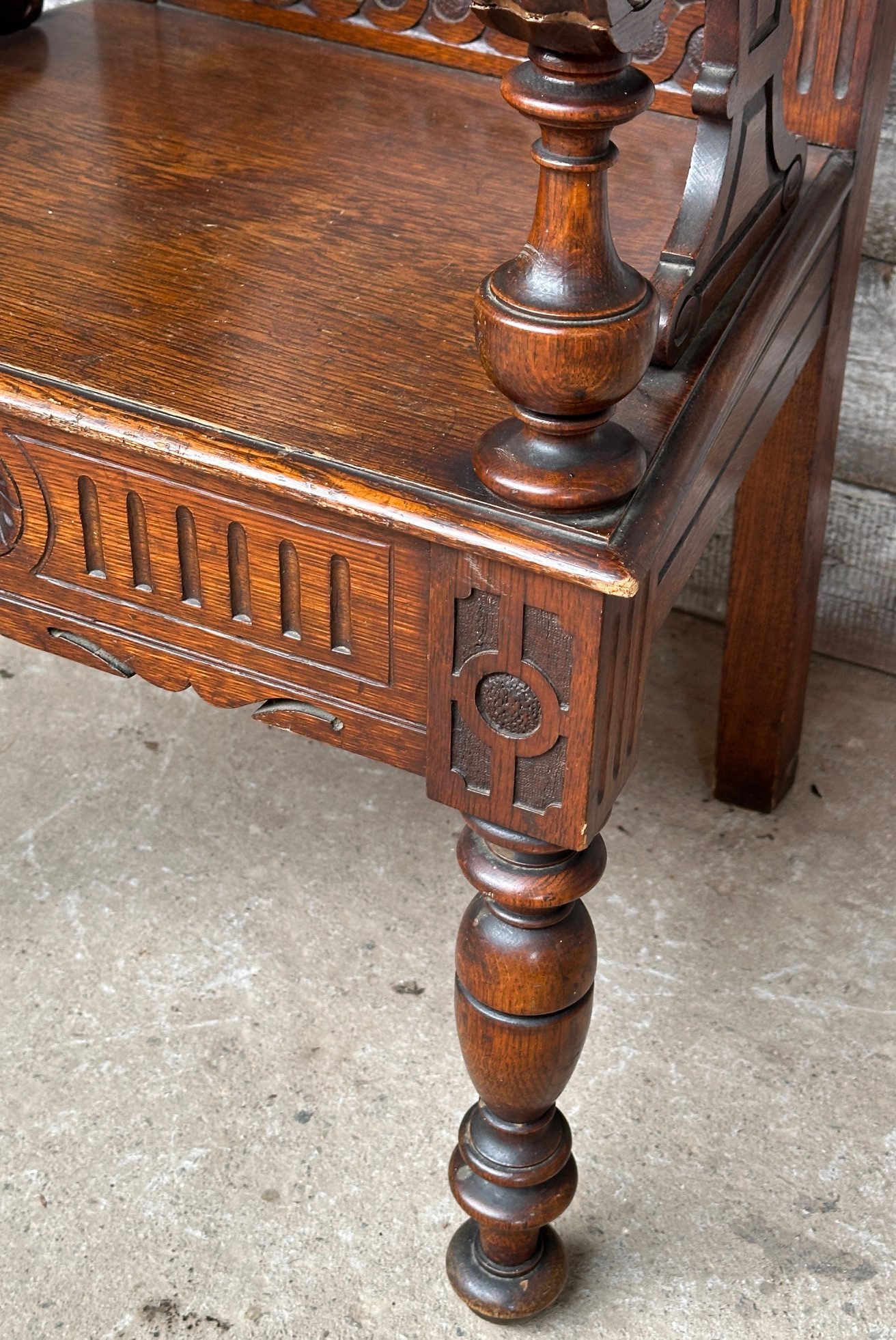 antique bardic chair - Wells Reclamation