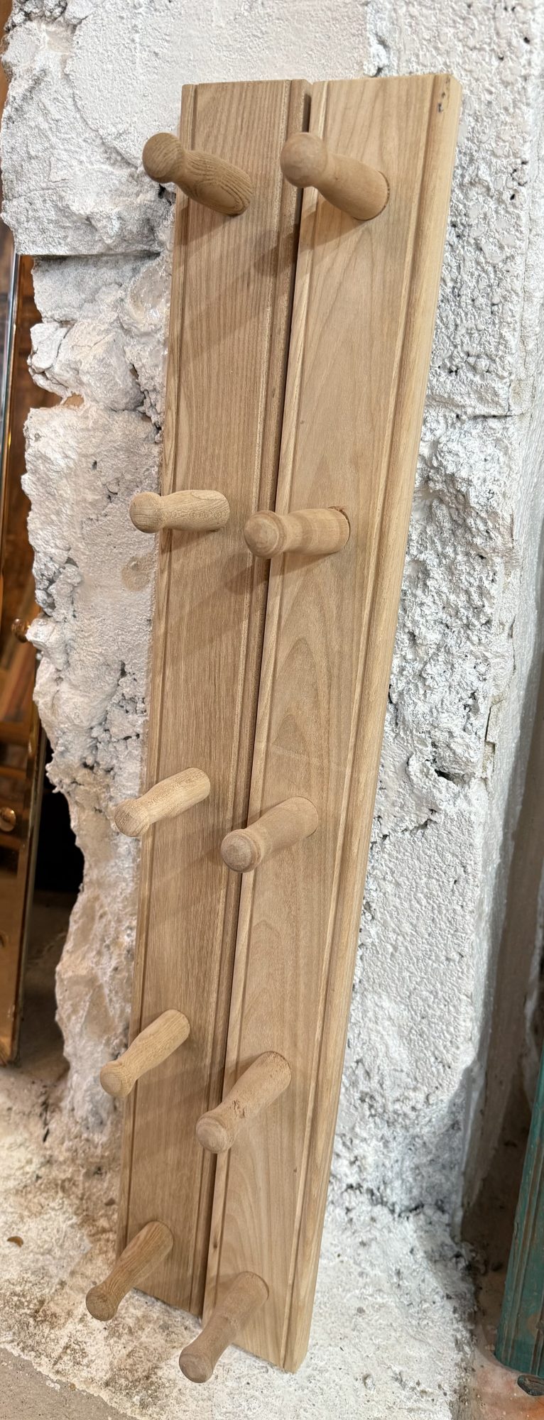 Wooden Peg Hooks (Various Sizes) - Wells Reclamation