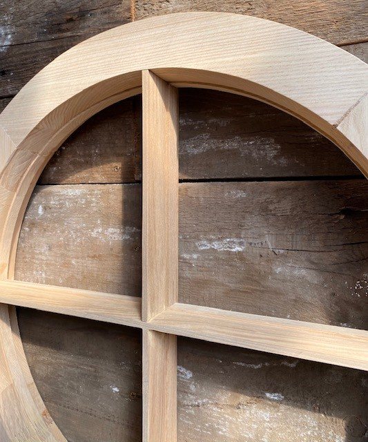 Round Wooden Window (Oak - Wells Reclamation
